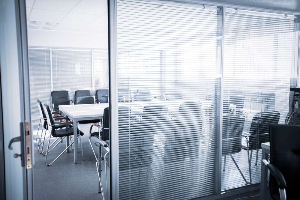 Office window blinds: Choosing the right blinds for your office windows